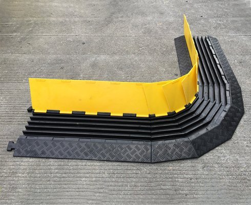 Rubber 5 Channels Cable Protector Corner Connector for Concert ...